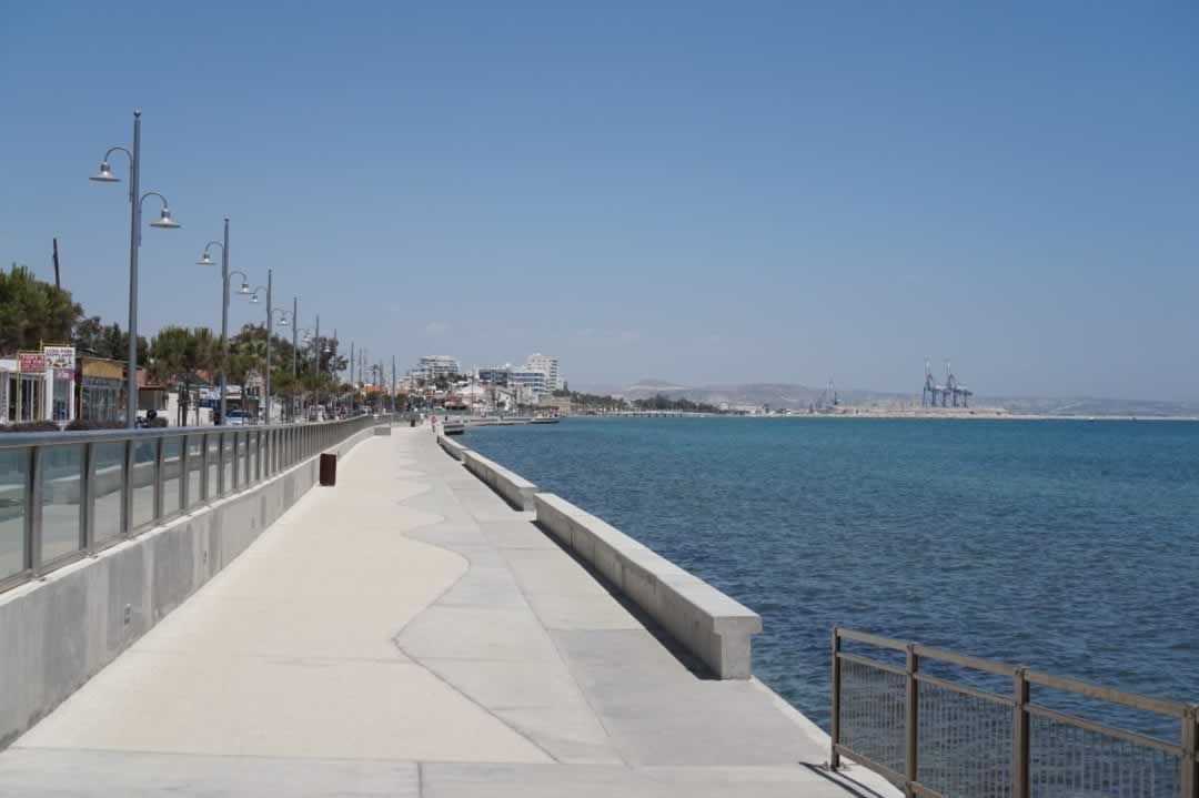 Larnaca Cyprus - Beaches, Cats, History and Good Food